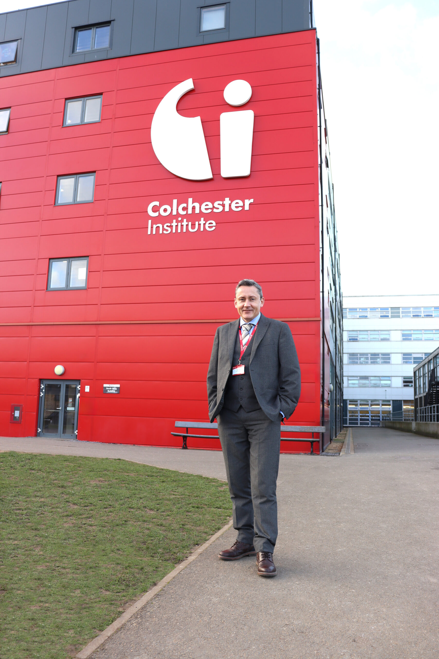 Gary Horne awarded MBE - Colchester Institute